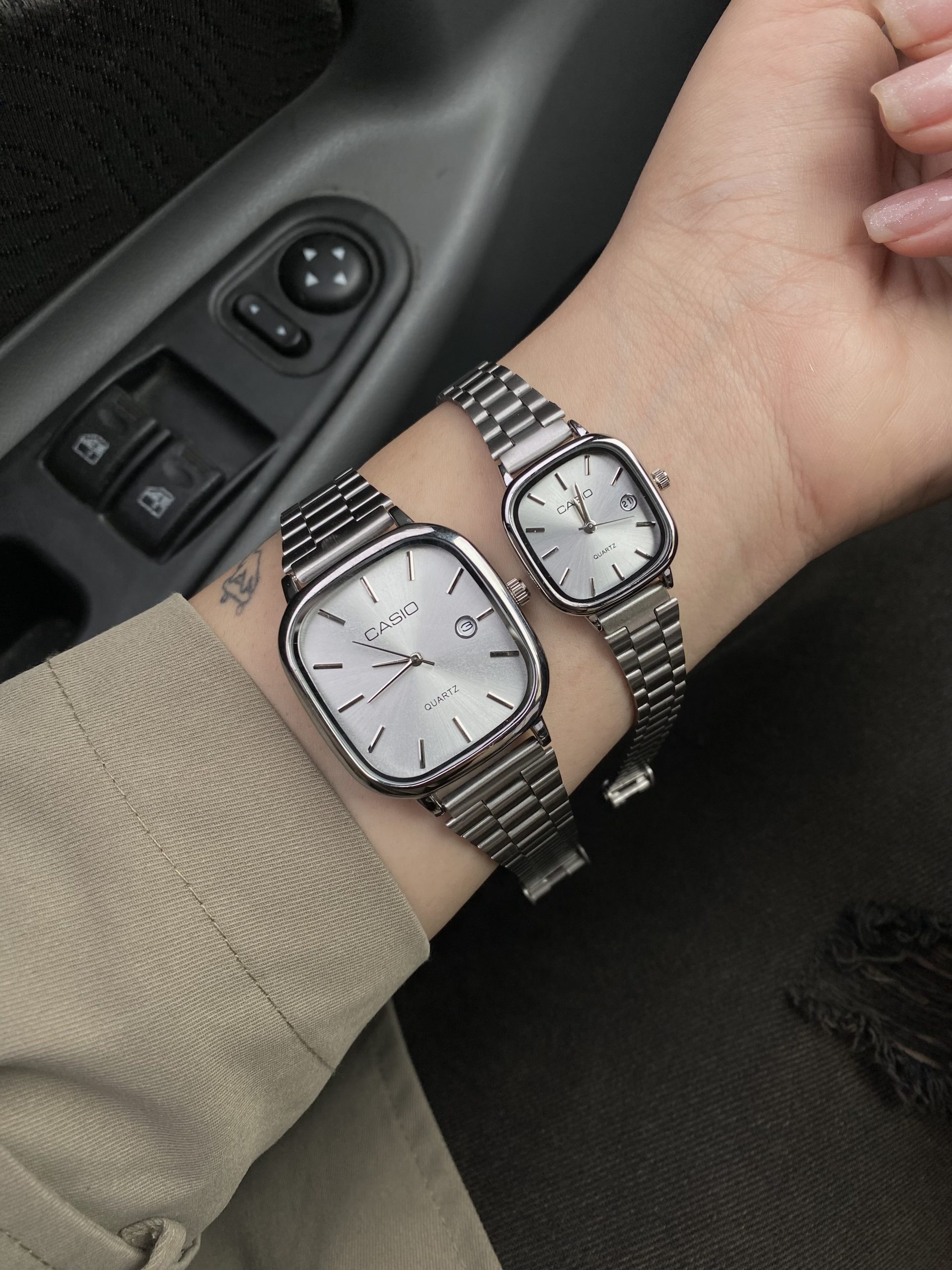 اولد مانی – ابر گالری